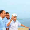 Ailing Goa CM Manohar Parrikar Inspects Bridge With Tube In Nose ...