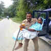 Heartwarming! UP Cop Carries Elderly Lady With Fractured Leg To Her ...