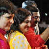 ‘Champion of Marathi manoos’ woos Gujjus with a lavish Ghatkopar garba